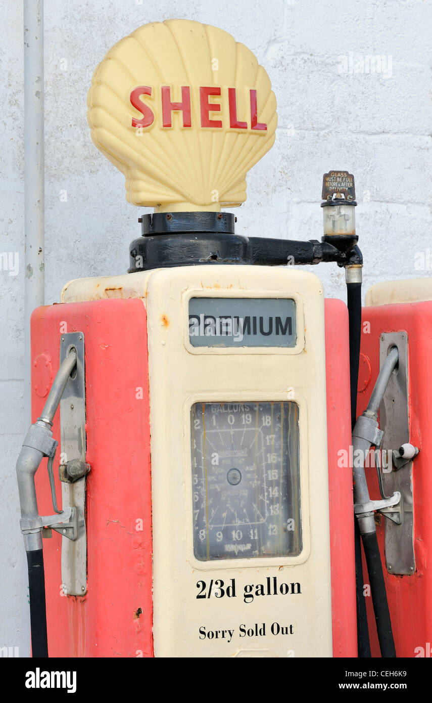 Shell gasoline hi-res stock photography and images - Alamy