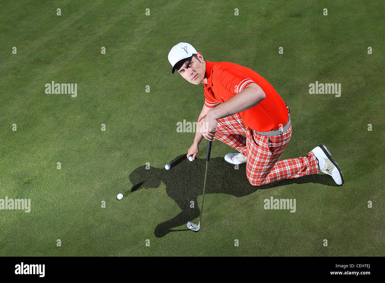 man Playing golf Stock Photo - Alamy