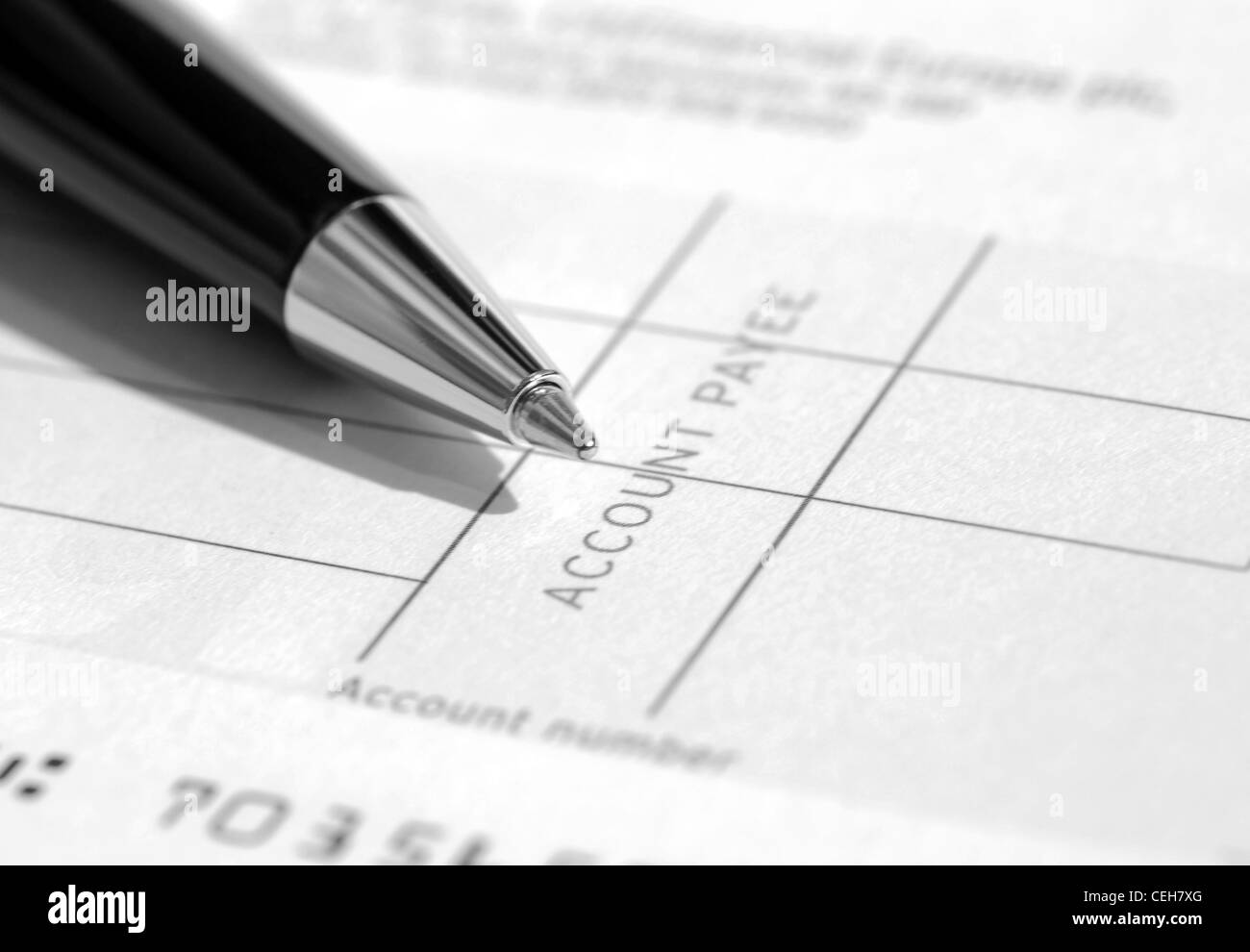 Bank cheque hi-res stock photography and images - Alamy