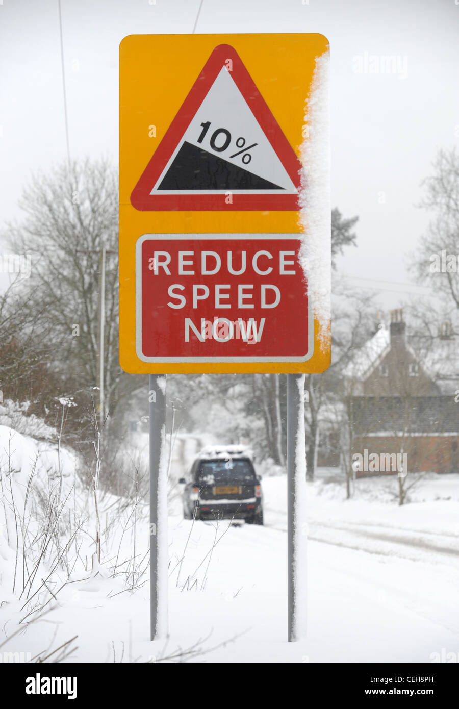 Steep climb road warning sign hi-res stock photography and images - Alamy