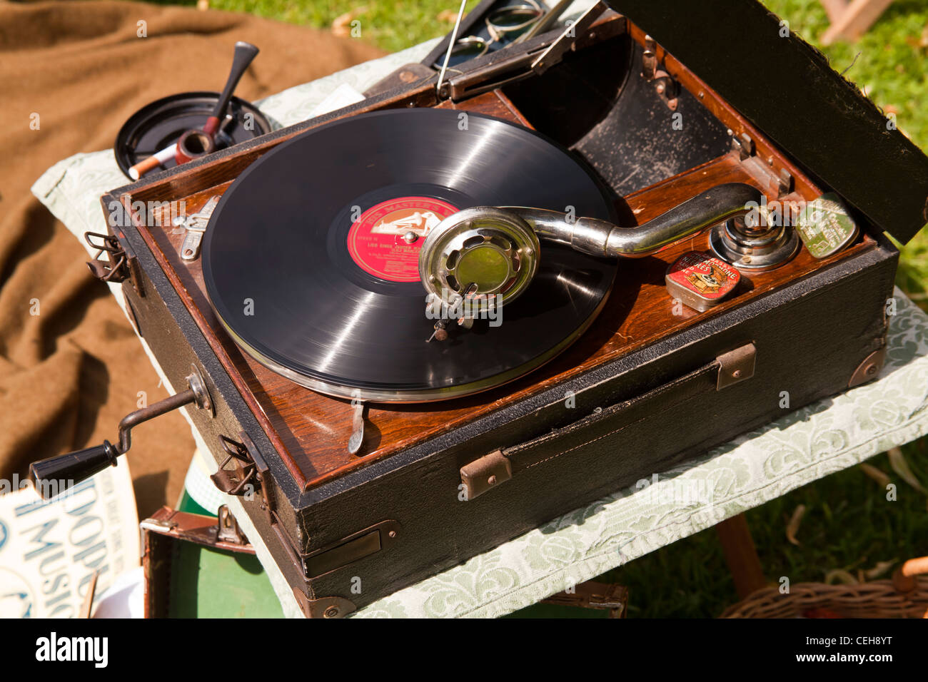 Hmv gramophone record hi-res stock photography and images - Alamy
