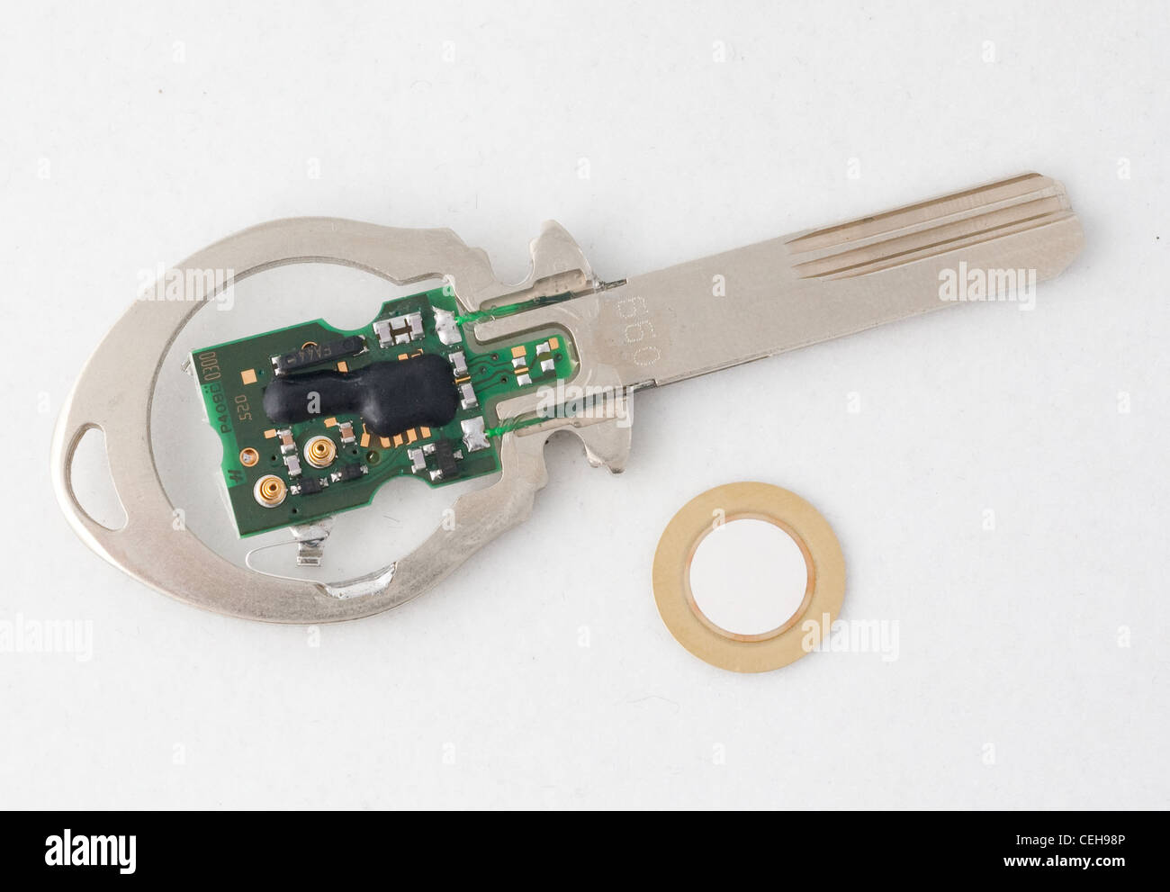 Mul-T-Lock Cliq lock in various stages of disassembly Stock Photo - Alamy