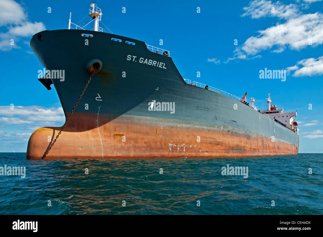 Ship in harbour hi-res stock photography and images - Alamy