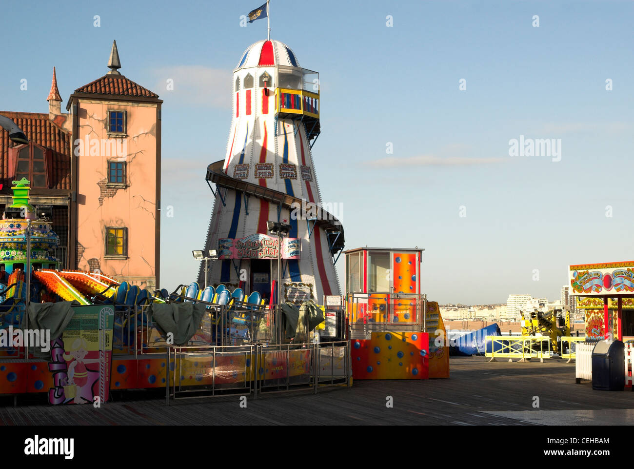 Funfair rides on Brighton Pier Stock Photo - Alamy