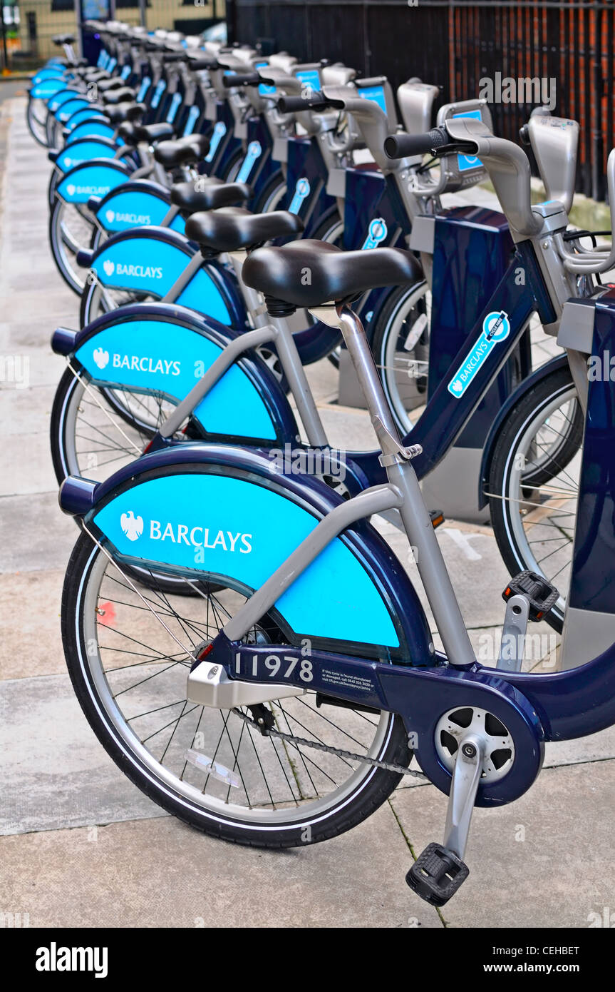 London: Bicycle rental service organized in the UK capital London Stock ...