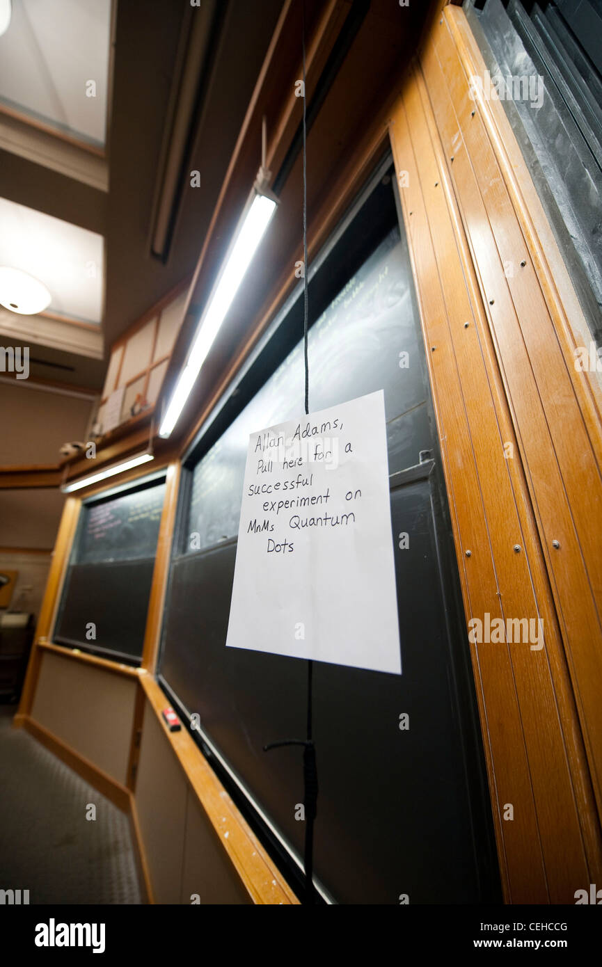 University of cambridge lecture hall hi-res stock photography and ...