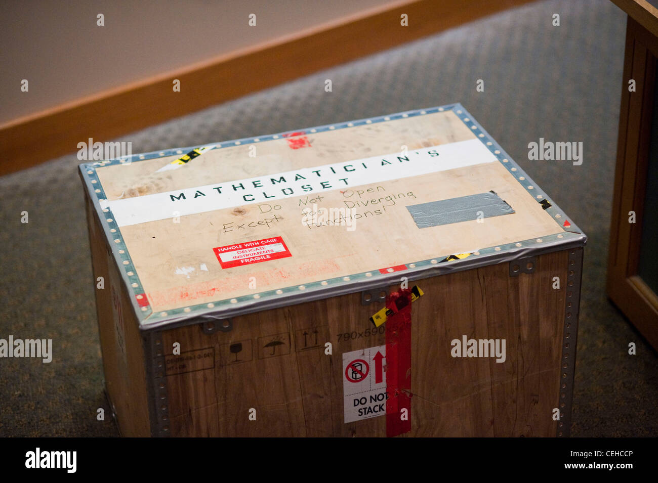 University of cambridge lecture hall hi-res stock photography and ...
