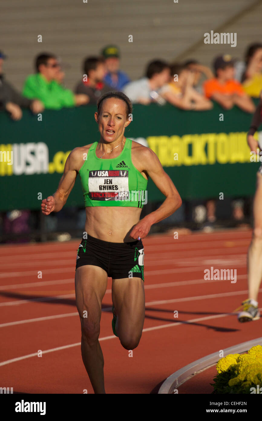 10000m women hi-res stock photography and images - Alamy