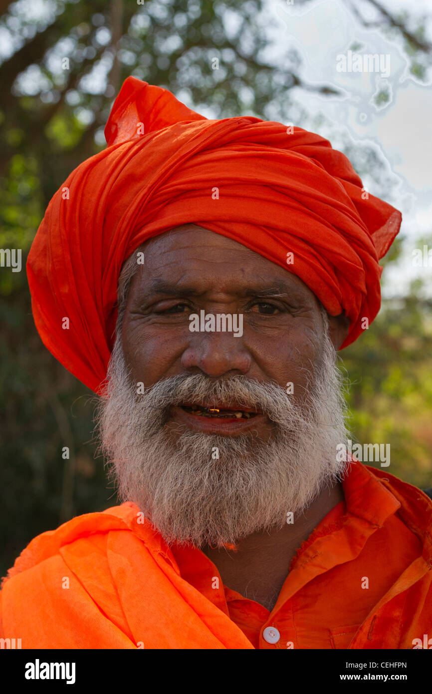 Hindu monk hi-res stock photography and images - Alamy
