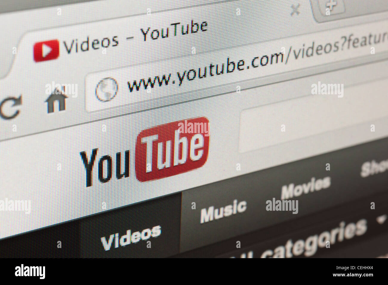 Youtube screenshot hi-res stock photography and images - Alamy