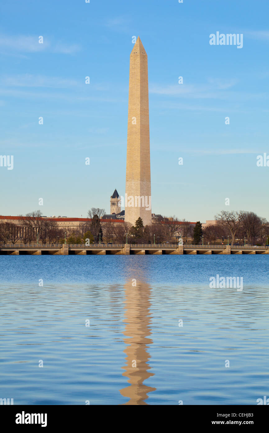 Post Office tower in Washington DC with monument. Donald Trump is going ...