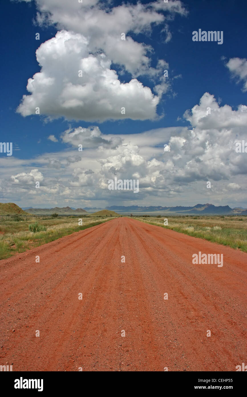 Straight clouds hi-res stock photography and images - Alamy