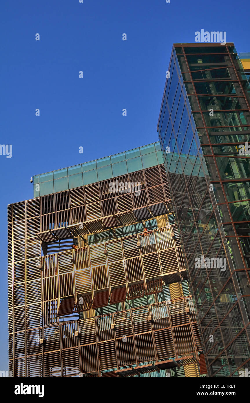 Modern office building with sun protection construction Stock Photo - Alamy