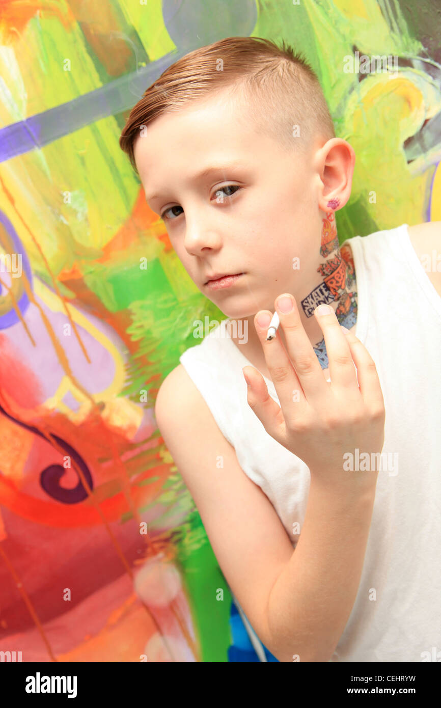 Smoking joint boy hi-res stock photography and images - Alamy