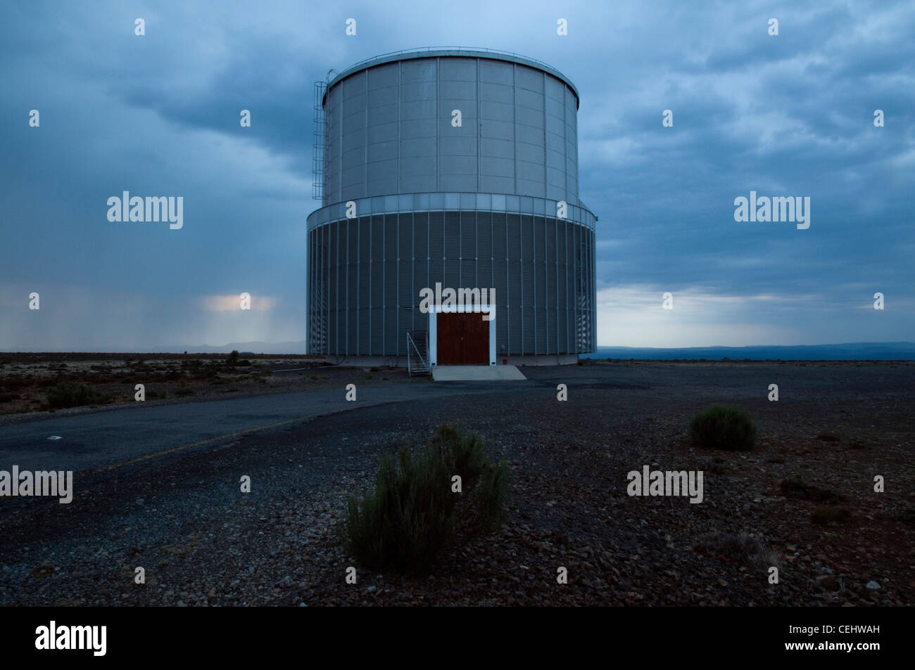 Southern african large telescope hi-res stock photography and images ...