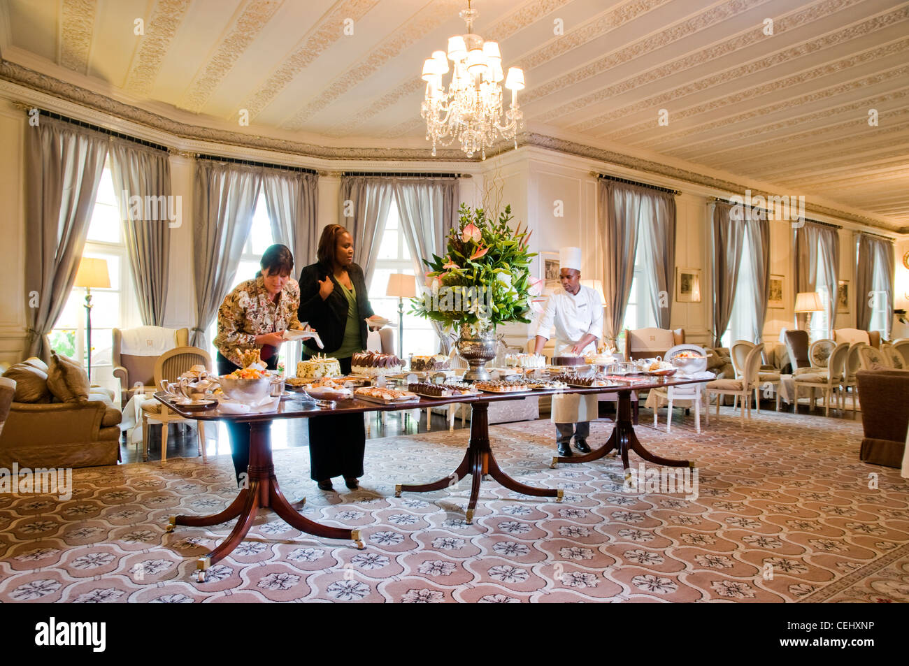 Mount nelson tea hi-res stock photography and images - Alamy