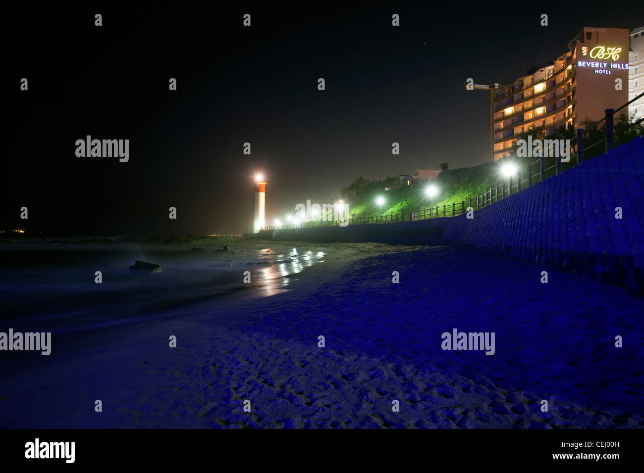 Beach night streetlights sand hi-res stock photography and images - Alamy