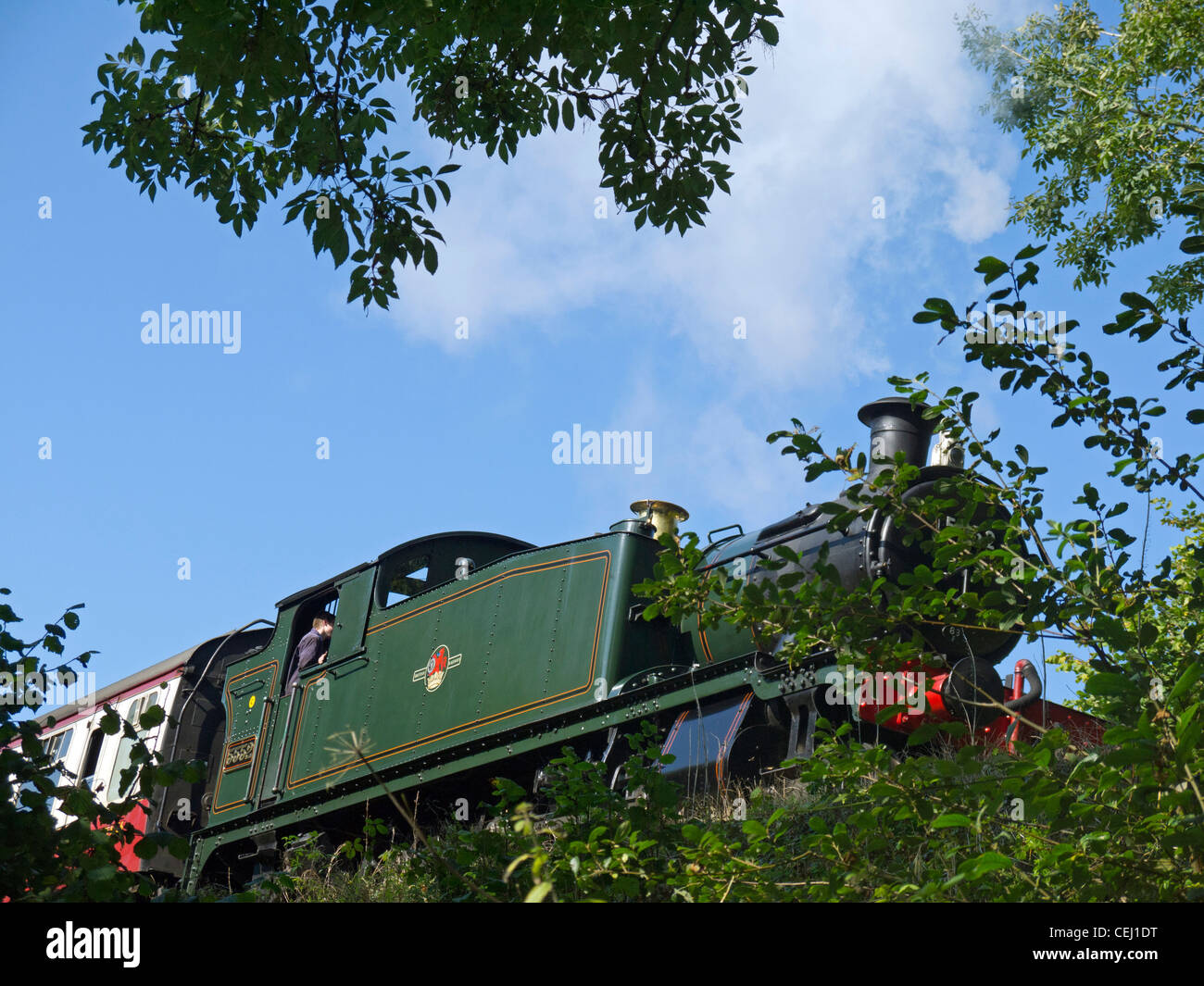 GWR Prairie tank 5552 in steam on the Bodmin and Wenford railway line ...