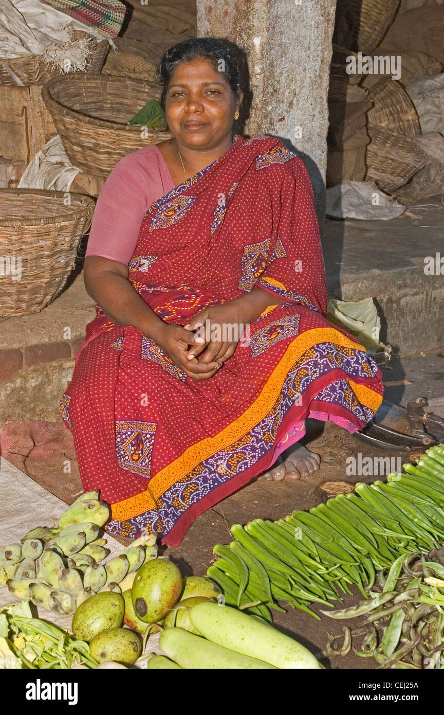 India tamil nadu pondicherry woman selling vegetables at local market hi-res stock photography ...