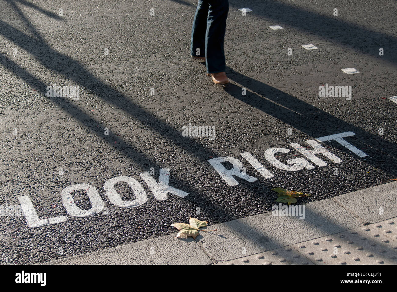 Look Right Sign painted on Road in London, England, United Kingdom ...