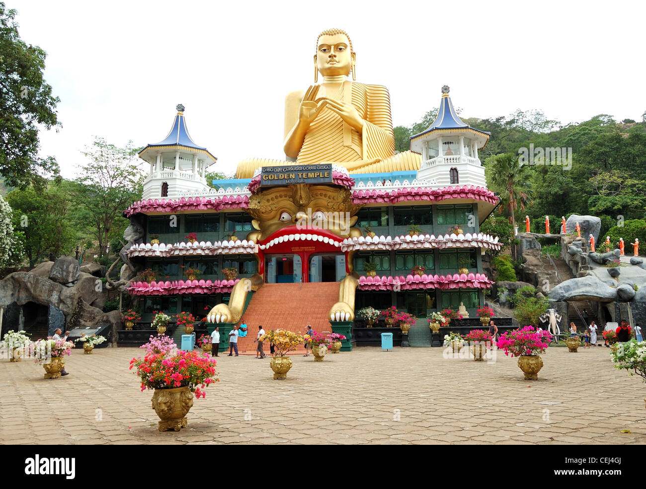 Dambulla, sri lanka hi-res stock photography and images - Alamy