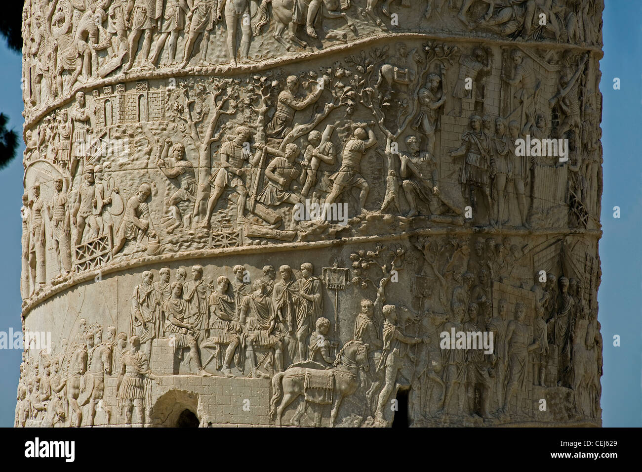 Trajan column close up detail hi-res stock photography and images - Alamy