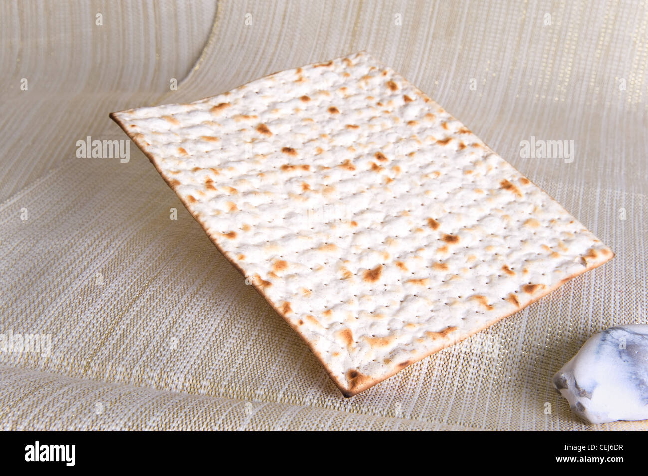 Unleavened bread eaten jews during hi-res stock photography and images ...