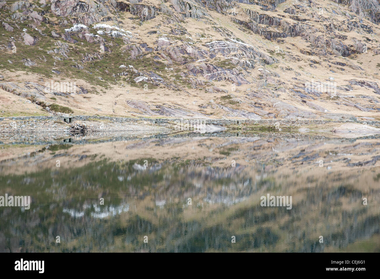 reflections, Llyn Llydaw, Snowdonia Stock Photo - Alamy