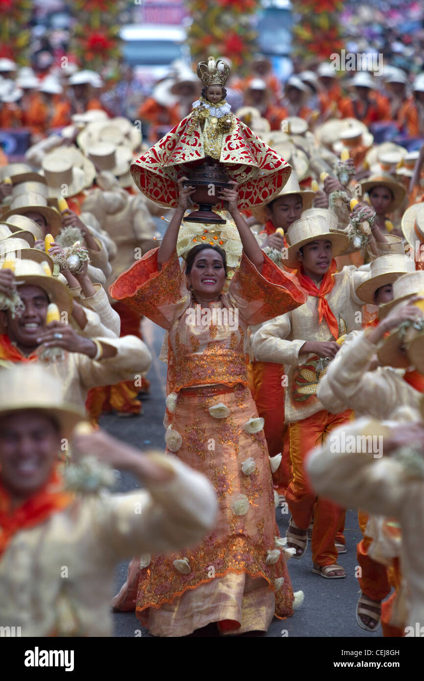 Sinulog grande parade hi-res stock photography and images - Alamy