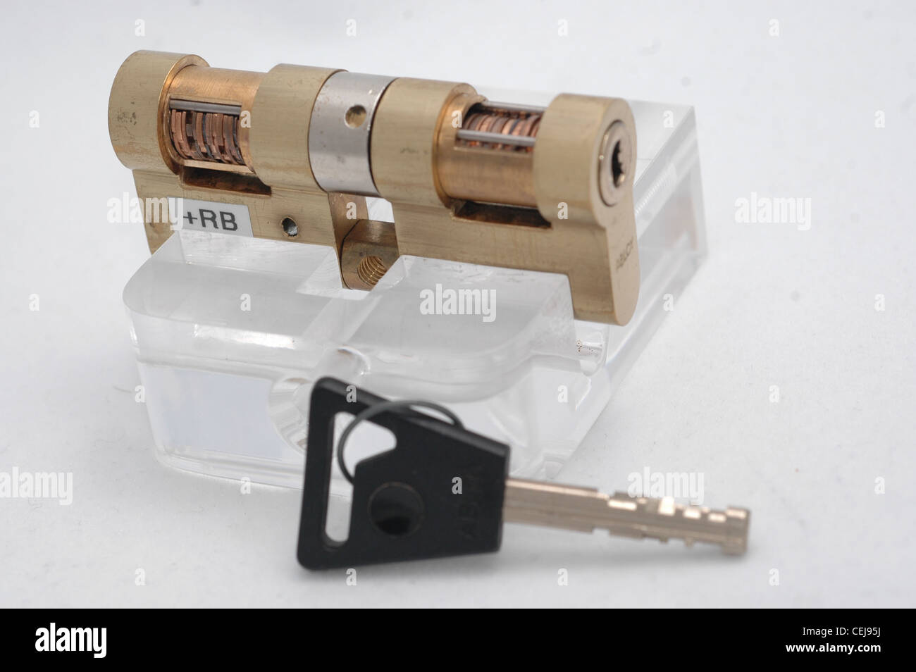 Tumbler lock cutaway hi-res stock photography and images - Alamy