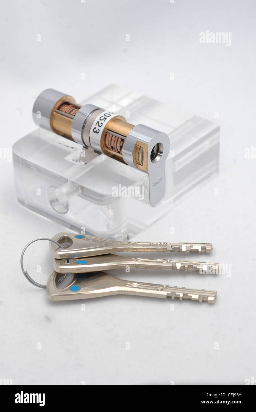 Abloy Protec Cutaway Lock Stock Photo - Alamy