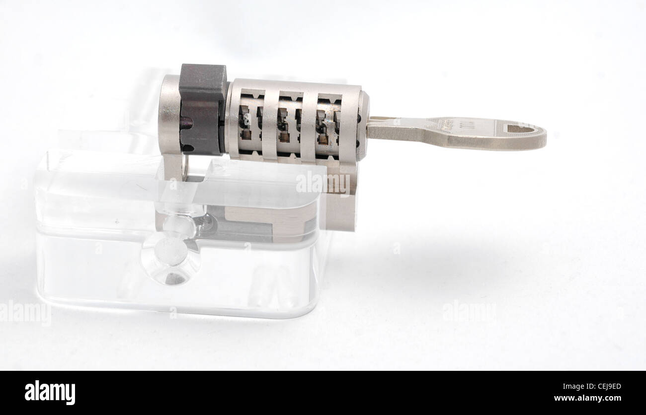 Tumbler lock cutaway hi-res stock photography and images - Alamy