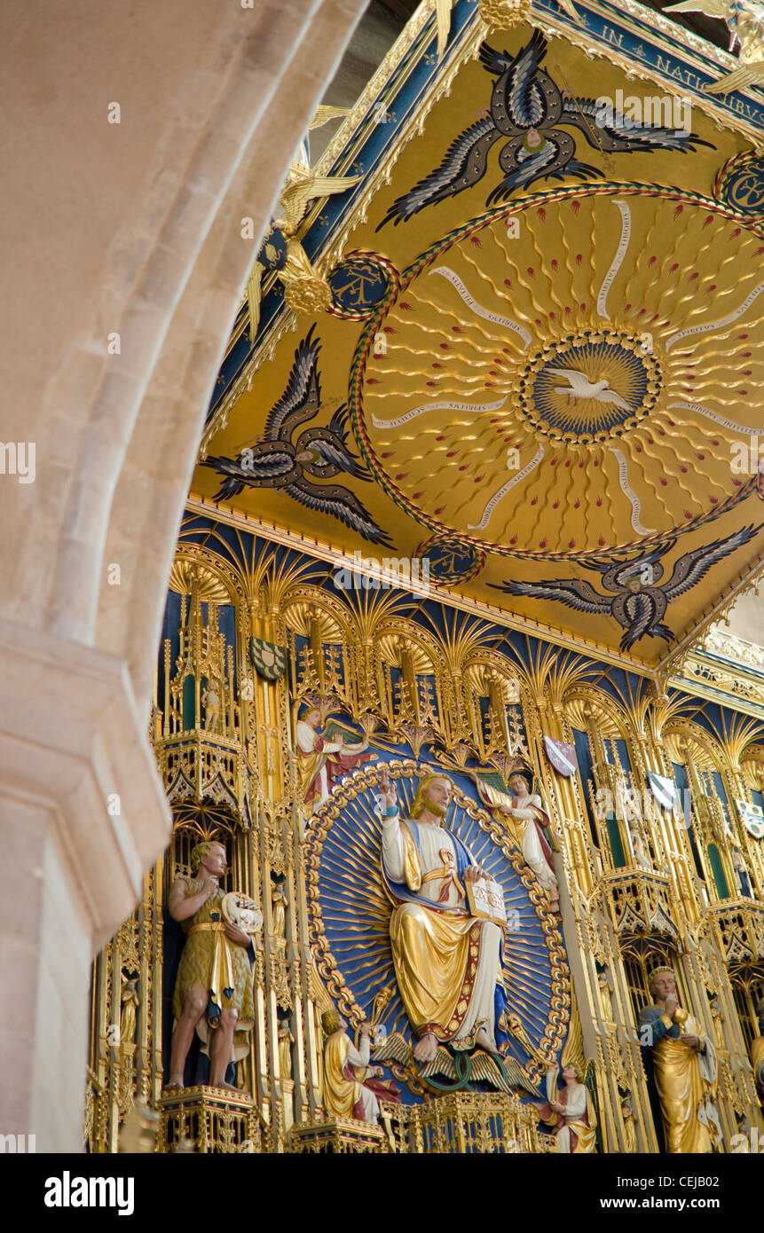 High altar screen hi-res stock photography and images - Alamy
