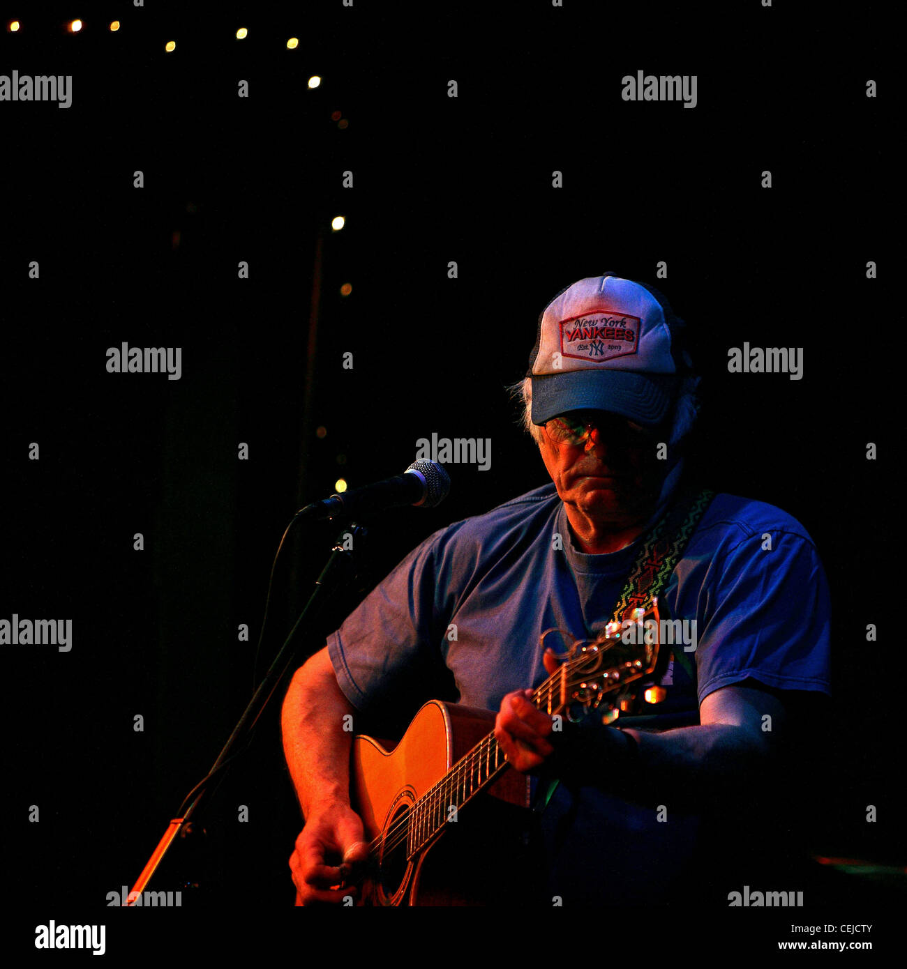 Michael chapman singer hi-res stock photography and images - Alamy