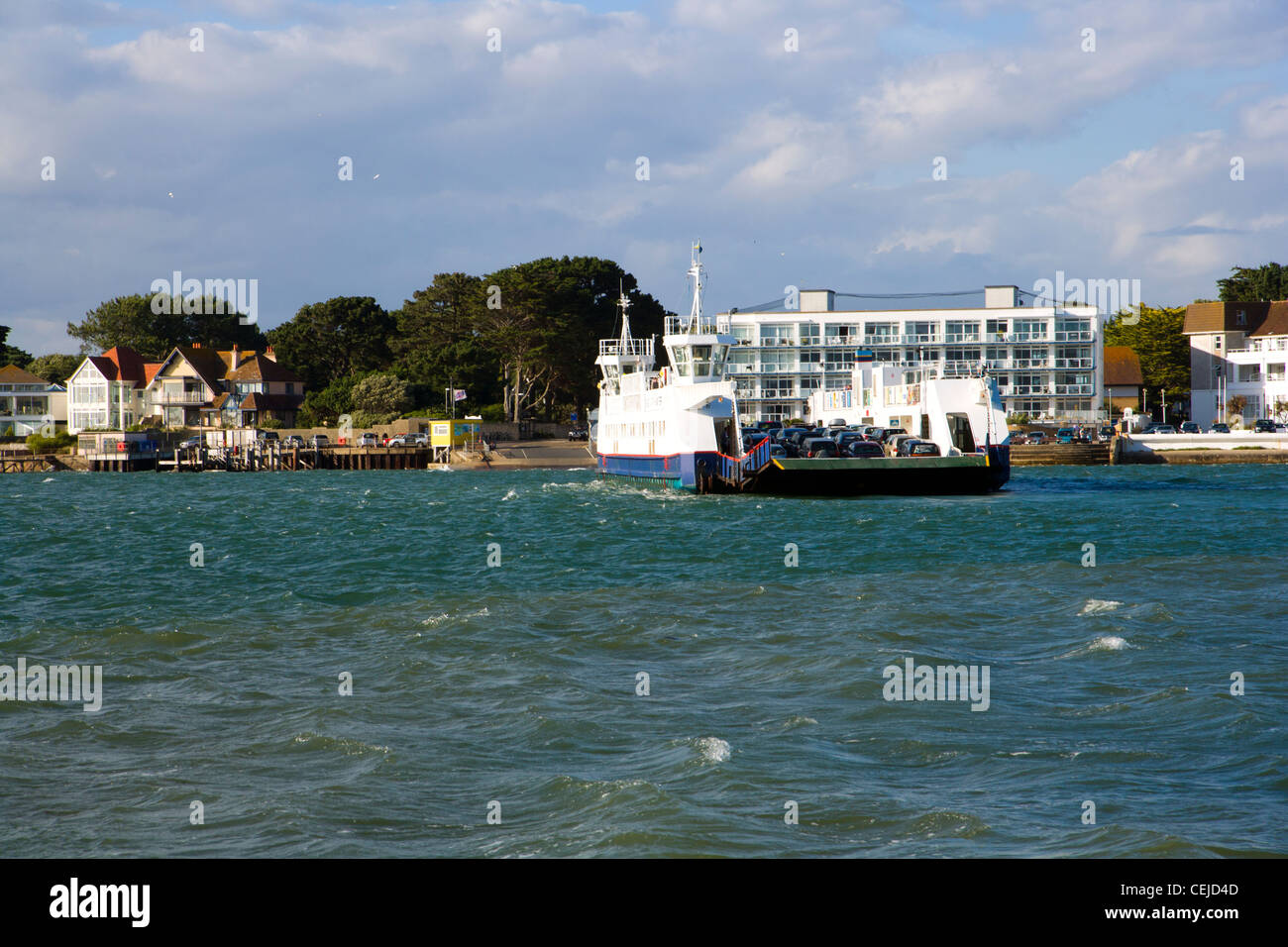 The chain ferry From Sandbanks crosses the mouth of Poole Harbour to ...