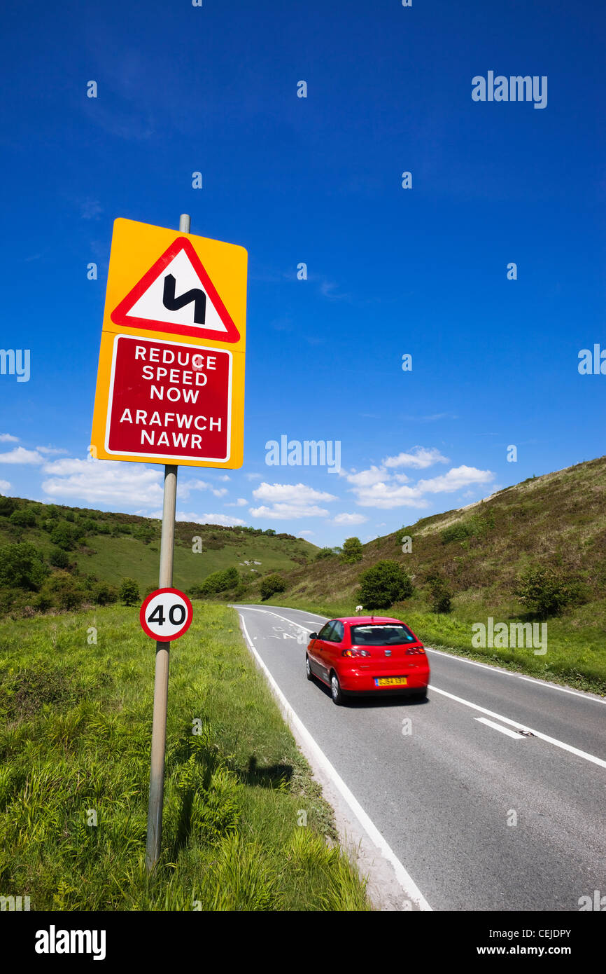 Wales, Glamorgan, Bilingual Road Sign Stock Photo - Alamy