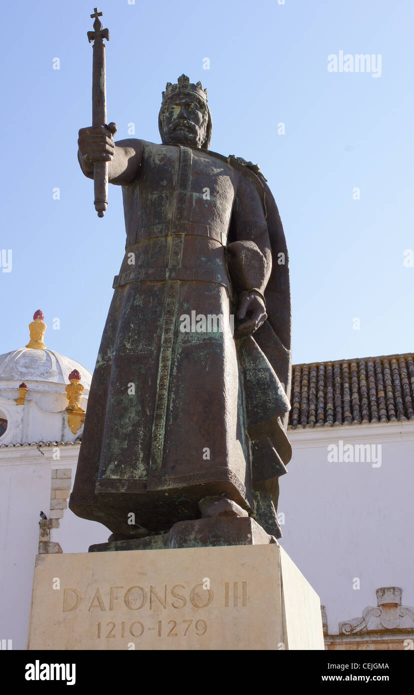 Faro statue hi-res stock photography and images - Alamy
