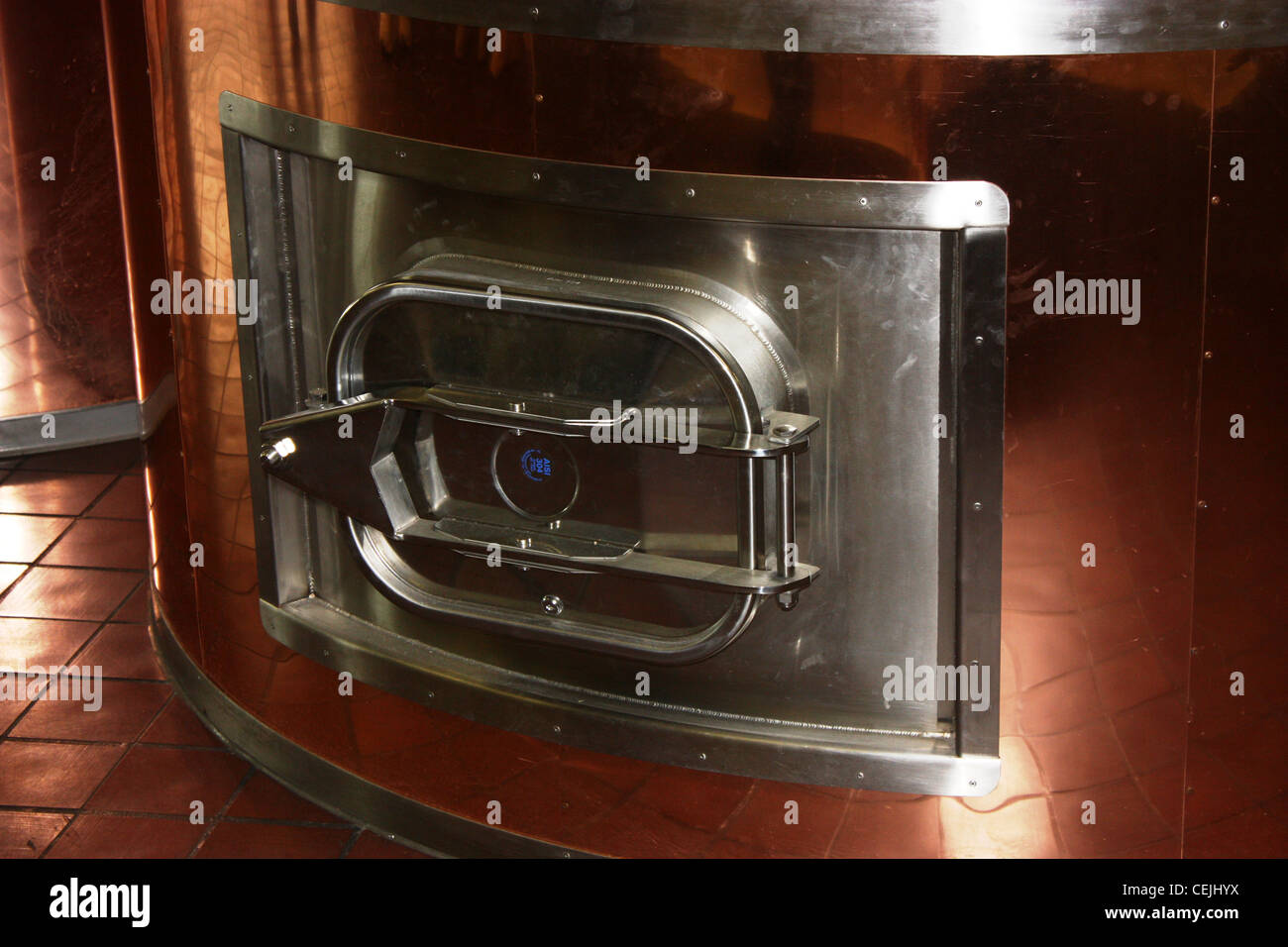 Copper tanks hi-res stock photography and images - Alamy