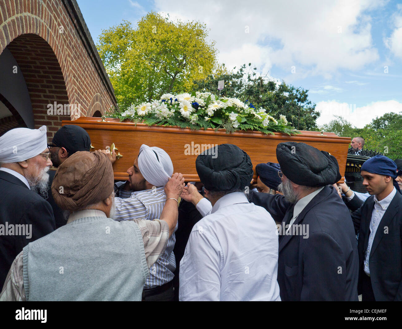 Sikh funeral hi-res stock photography and images - Alamy
