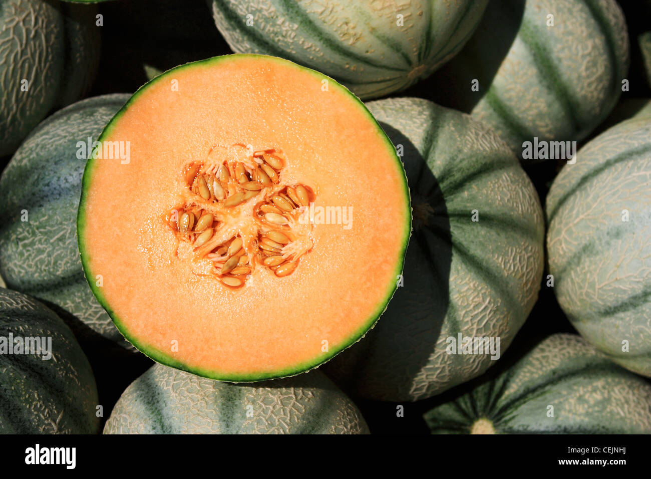 Mature melons hi-res stock photography and images - Alamy