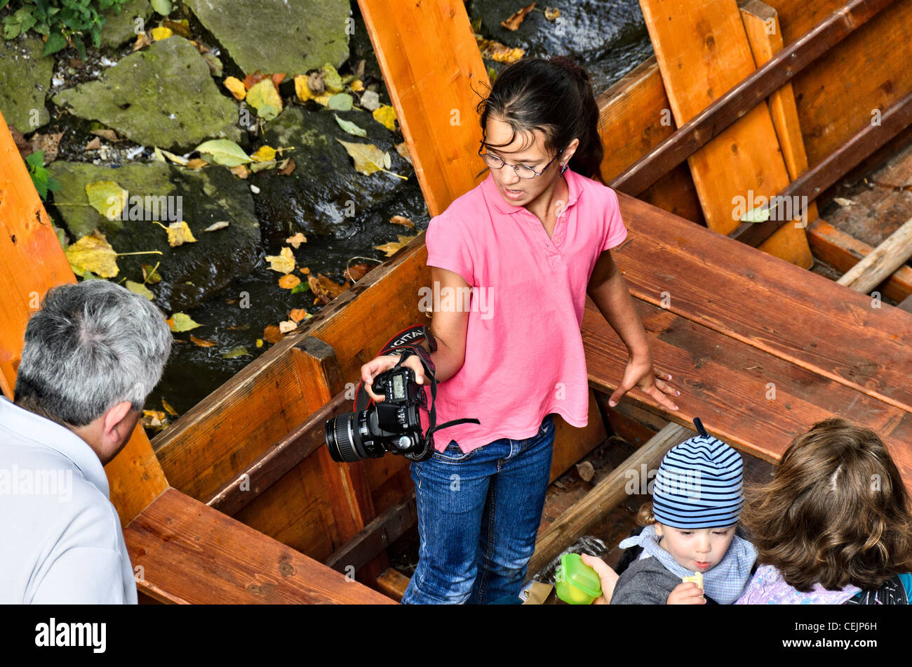 Punt boat hi-res stock photography and images - Alamy