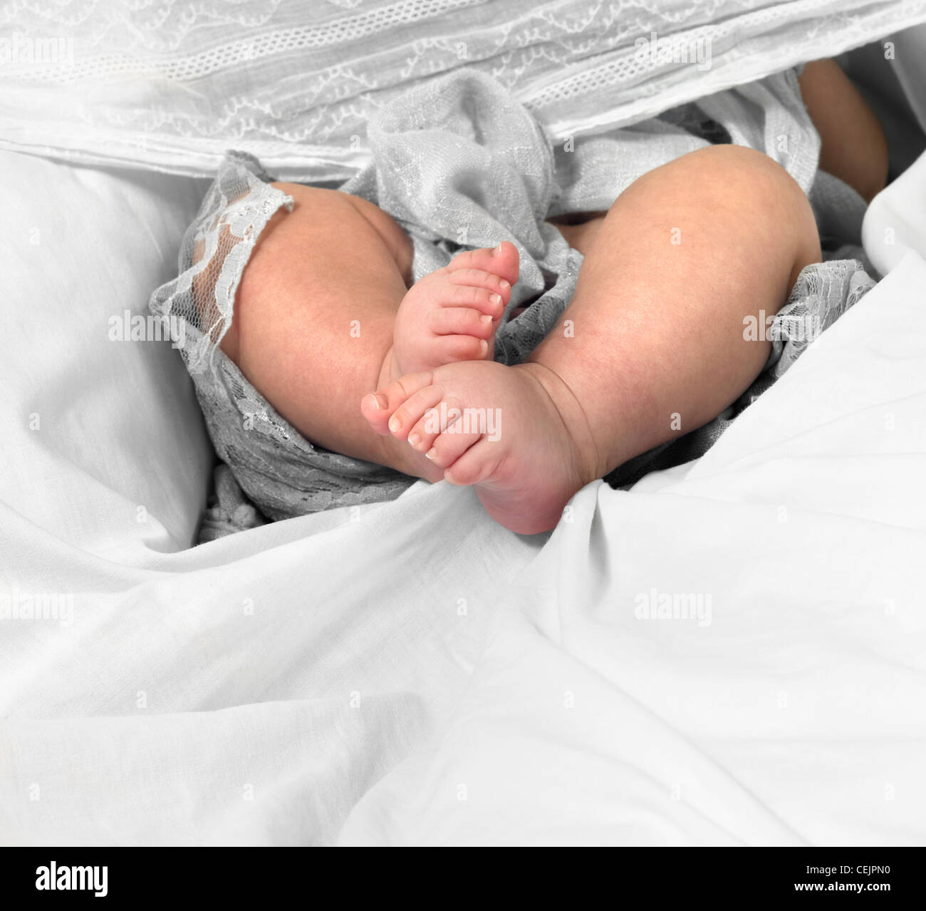 Human baby feet hi-res stock photography and images - Alamy