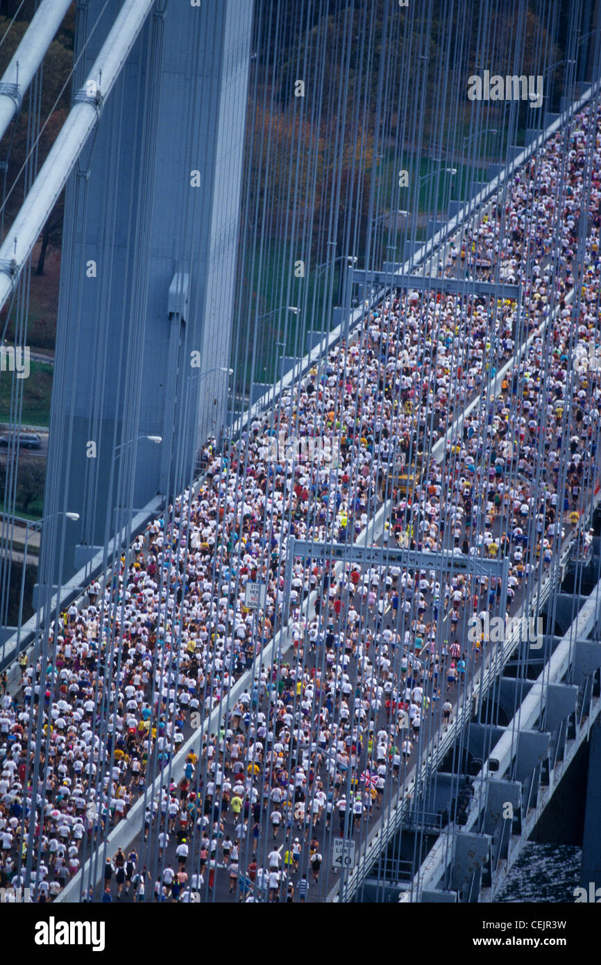Aerial view of runners in the 1994 New York City Marathon Stock Photo ...