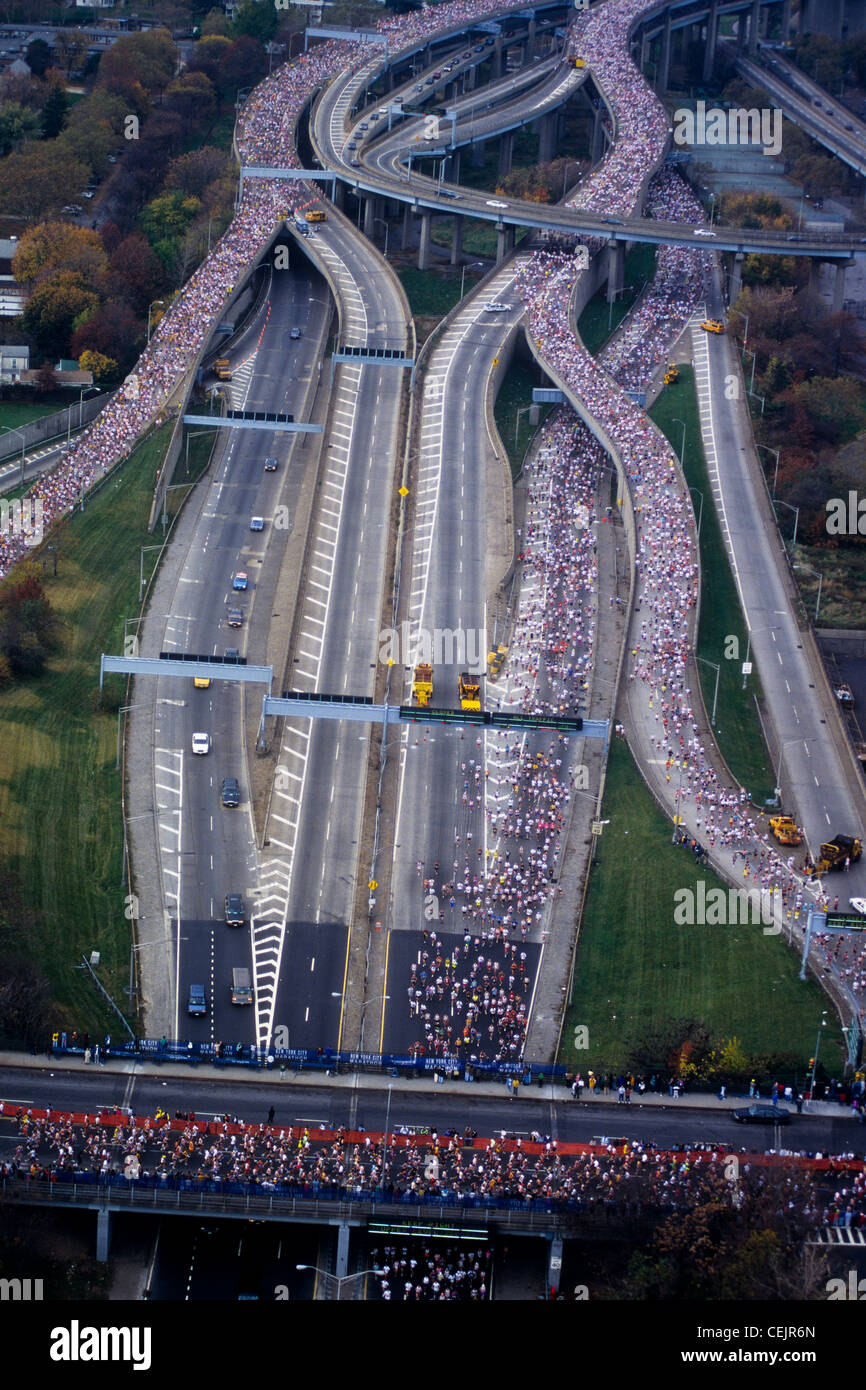 New york marathon aerial hi-res stock photography and images - Alamy