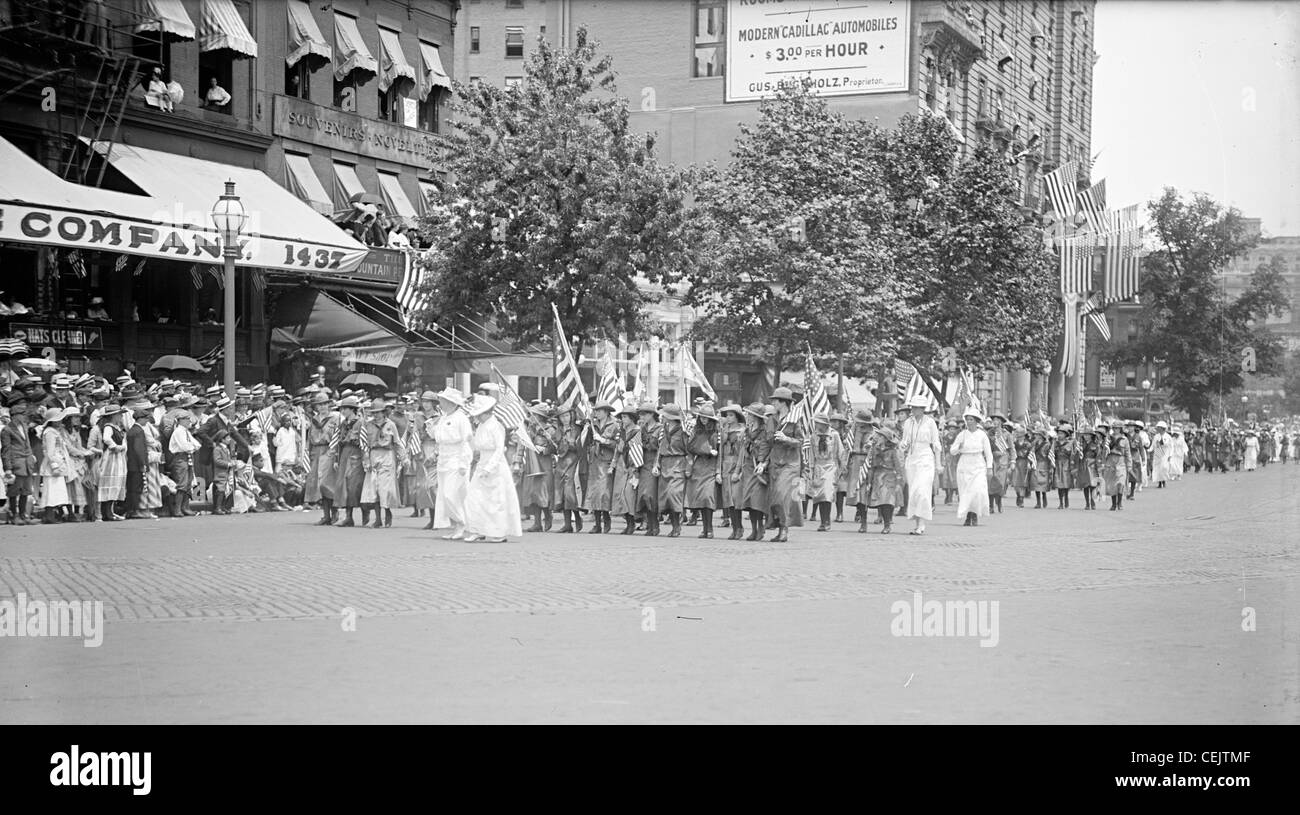 Scouts archive hi-res stock photography and images - Alamy
