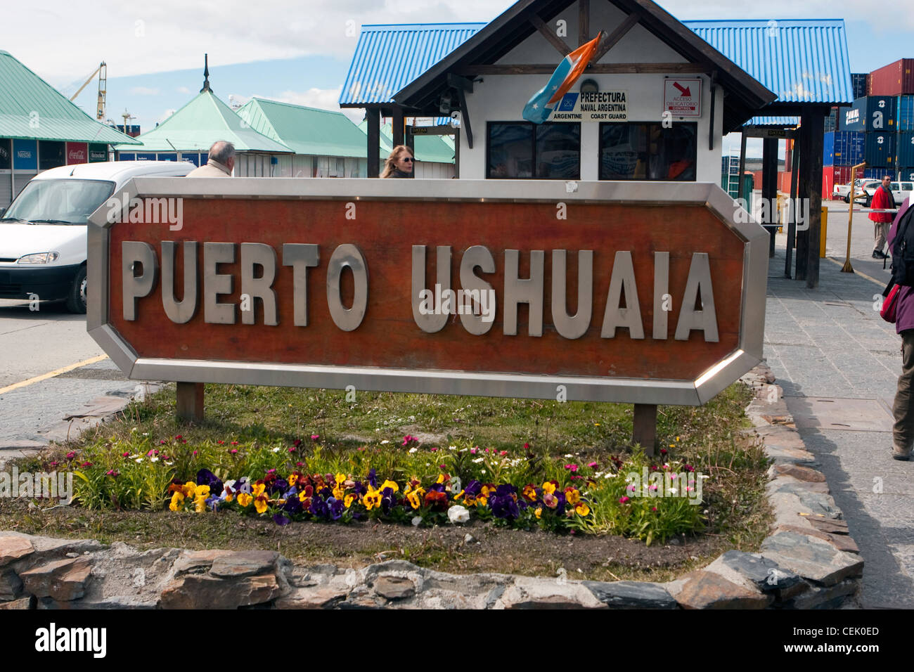 Ushuaia sign in tierra del hi-res stock photography and images - Alamy