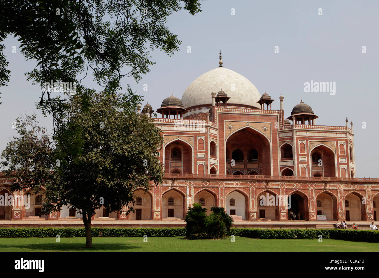 The lawn of the humayuns tomb hi-res stock photography and images - Alamy