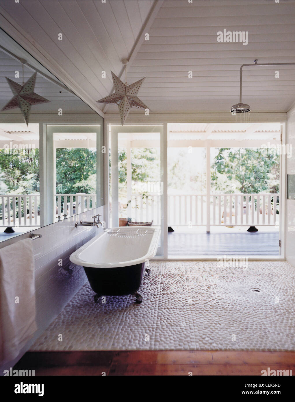 REAL HOMES:OPEN HOUSE Architect Sharon Fraser and English sales ...