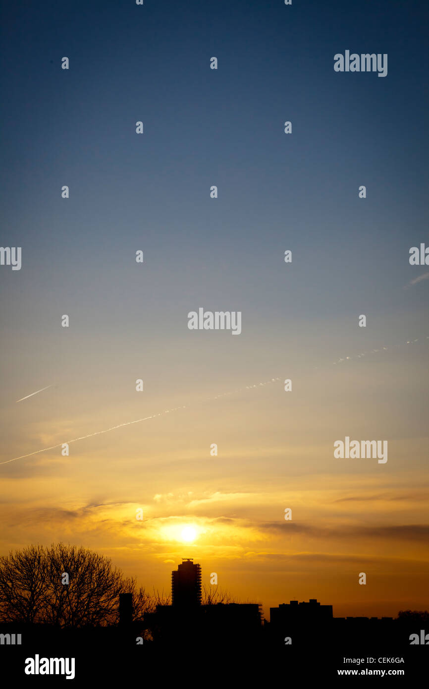 Industrial sunrise hi-res stock photography and images - Alamy
