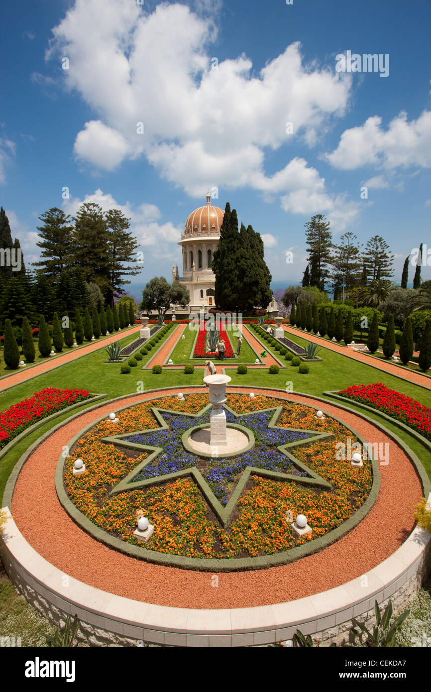 Bahai Shrine Gardens in Haifa international headquarters Bahai Faith ...